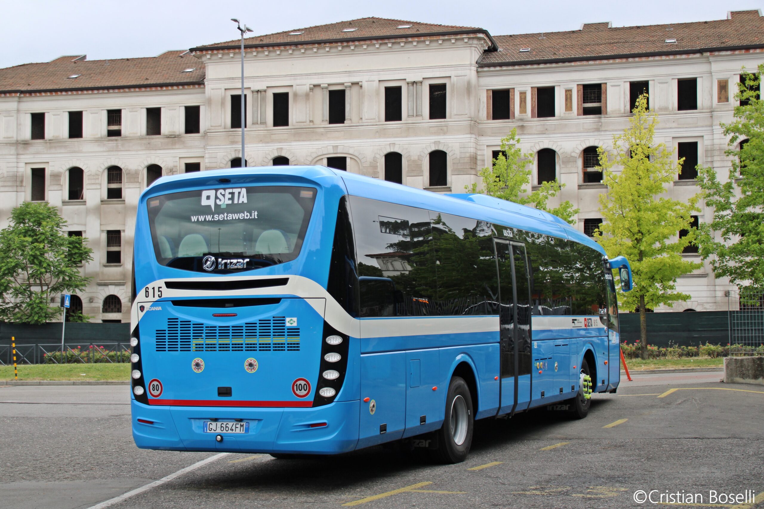 615-617 Scania Irizar I4 LNG – Photo Transport Italia